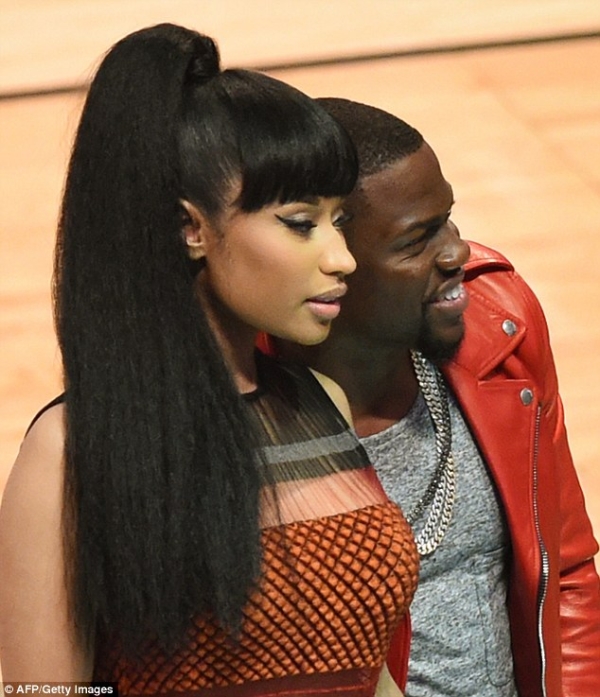 Nicki Minaj Exposes Thong Undies At New York Fashion Week Shoes Post