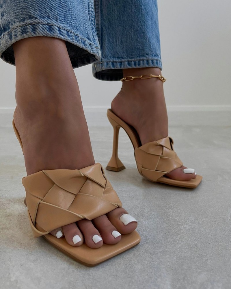 Turntup Woven Square Peep Toe Mule In Nude Faux Leather – Shoes Post